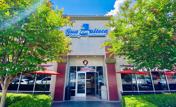Guatemalteca Bakery and Restaurant, más de 40 años de servicio