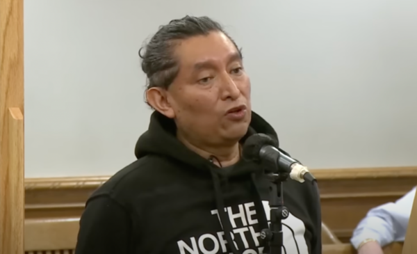 VIDEO | Guatemalteco conmueve a juez con su historia de éxito