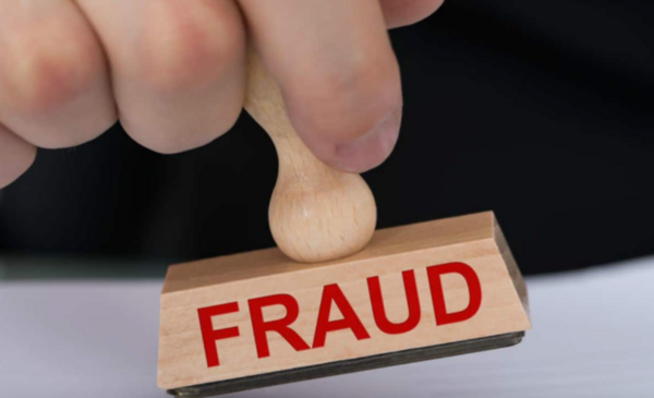 ¿Cómo protegerse de la estafa y fraude migratorio?